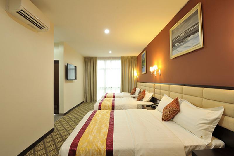 Room TypeHallmark Regency Hotel - Family Suite With Breakfast ...